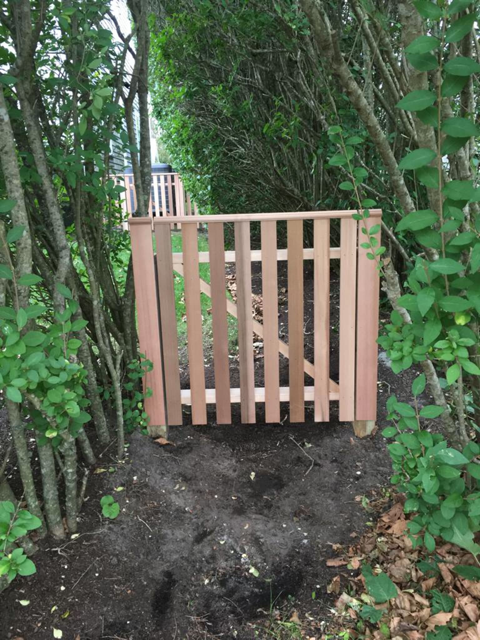 Island Fencing – Gates